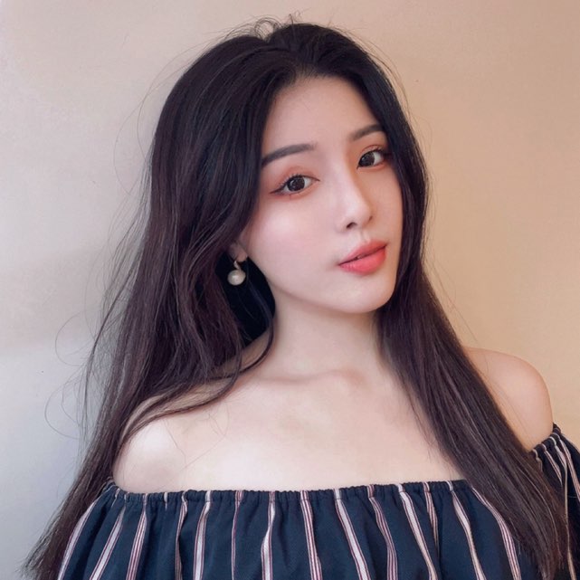 Rising Periscope, YouNow, and etc. live streams on LiveOMG.com