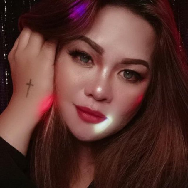 Rising Periscope, YouNow, and etc. live streams on LiveOMG.com