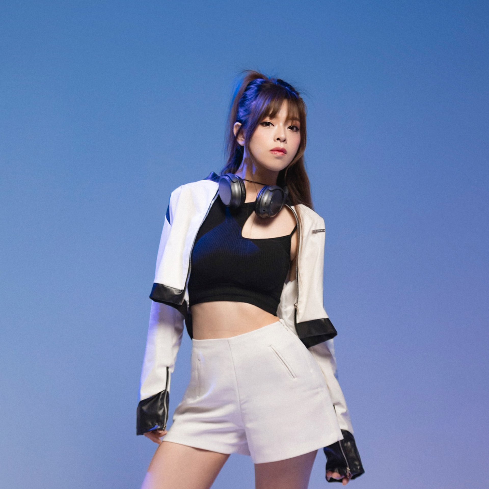 LiveOMG - Live Video Streams. Periscope, YouNow, Vichatter, Smotri.com ...