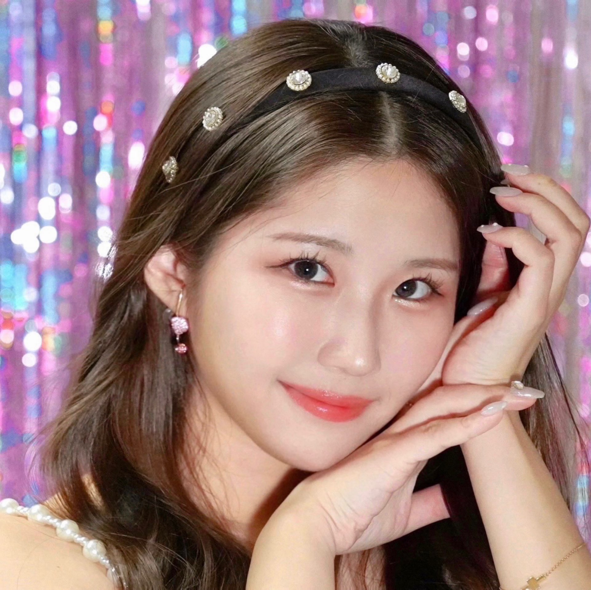 Rising Periscope, YouNow, and etc. live streams on LiveOMG.com