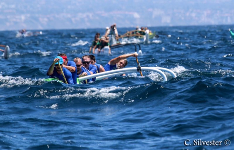 Rising Periscope, YouNow, and etc. live streams on LiveOMG.com